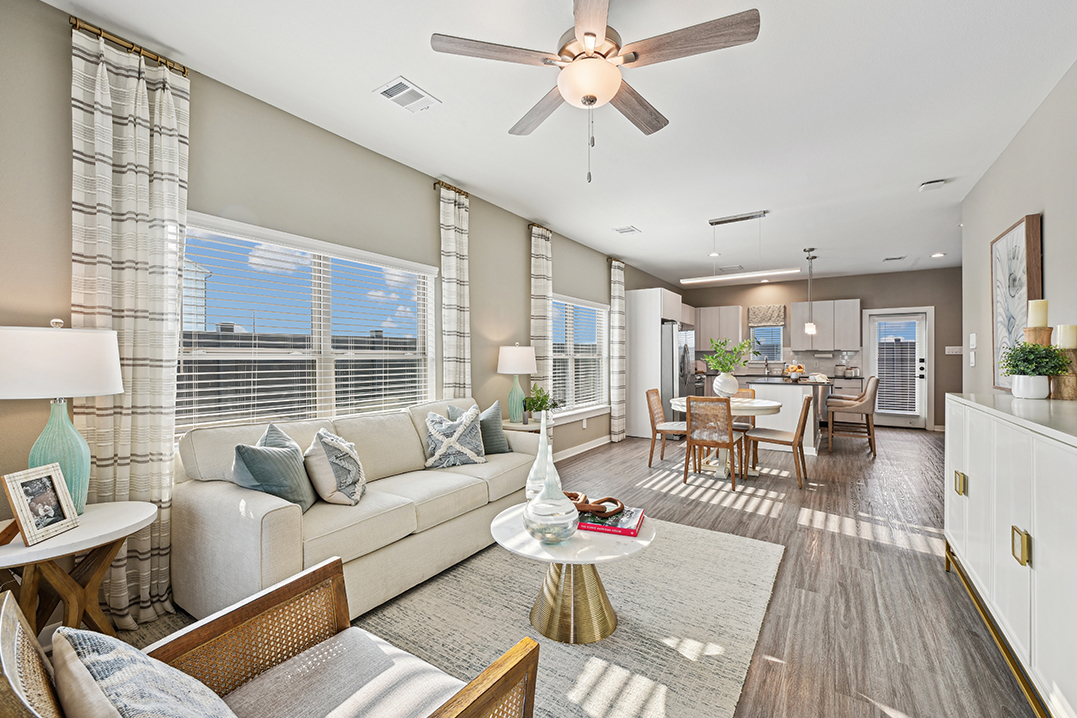 Townhomes For Rent In Conroe | The Everstead at Conroe